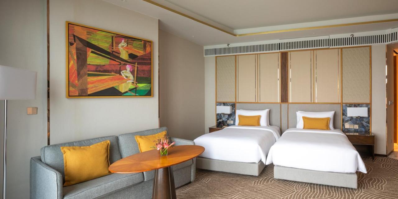 FILI HOTEL AT NUSTAR CEBU, CEBU